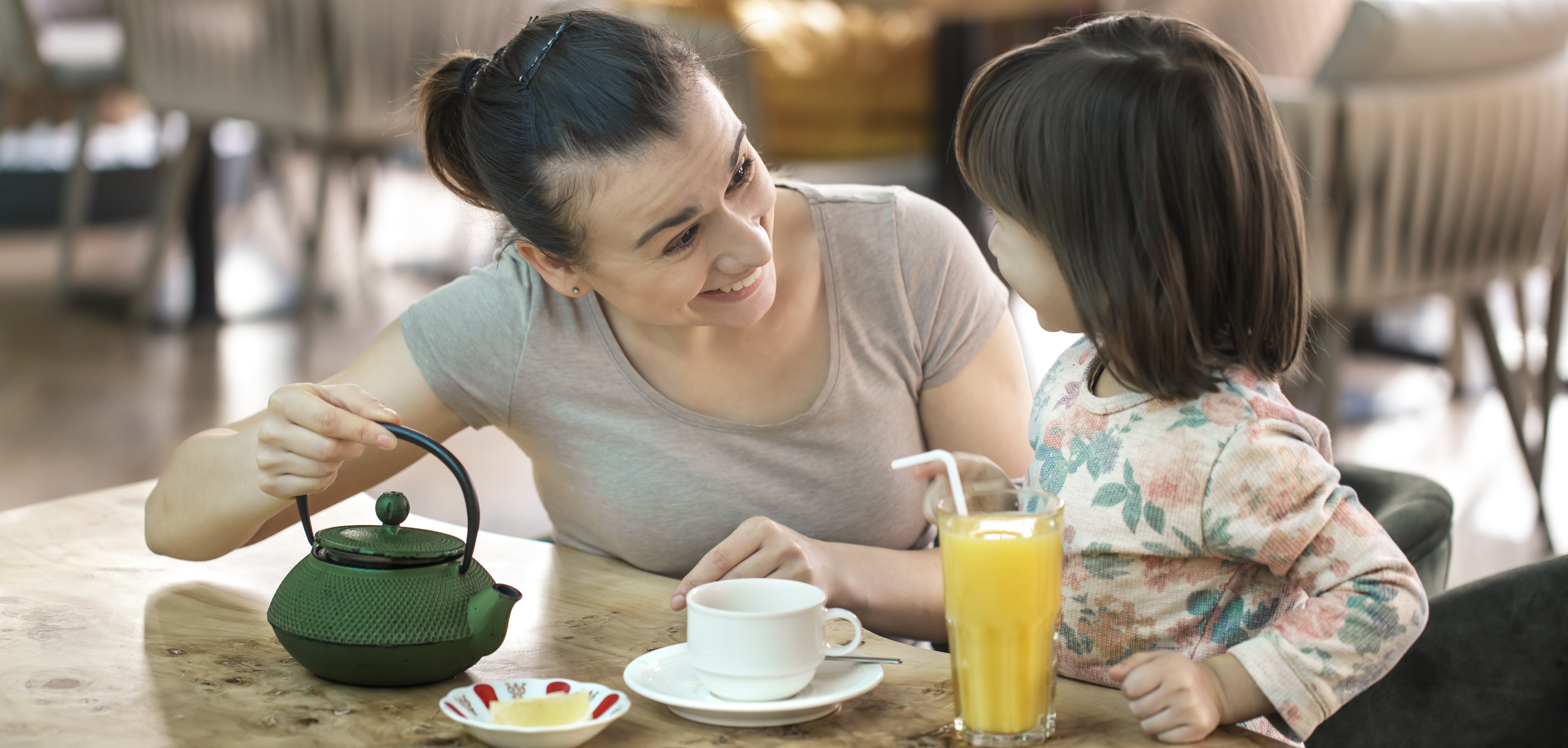 Can Kids Safely Drink Tea? What Parents Should Know — Chaidim Organic Tea